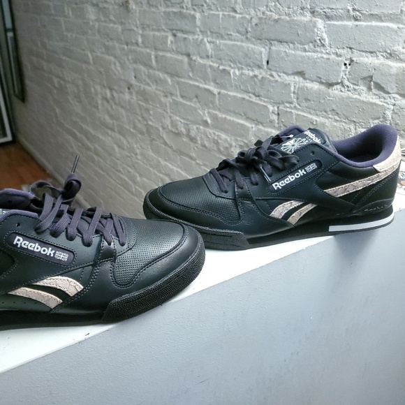 Reebok | Shoes | New Reebok Phase Pro Classic Chalk Coal Bare | Poshmark